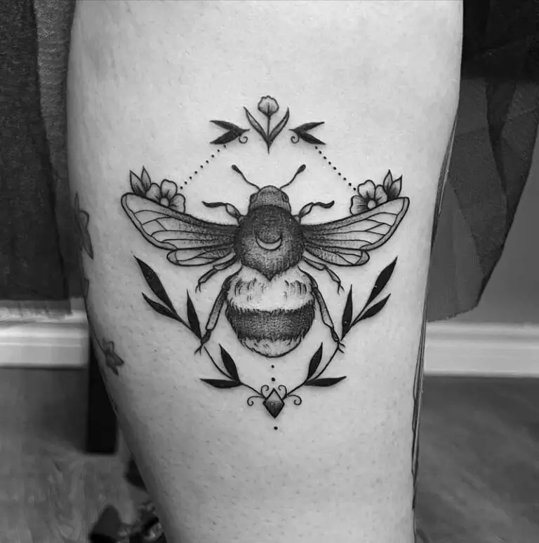 95 Bumble Bee Tattoo Designs That Youll Have You Buzzing Tattoos Design Idea